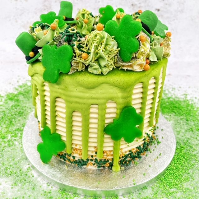 Shamrock on ☘️ - The Family Cake Company